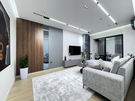 Продам квартиру 2/8/9 на метро Ойбек