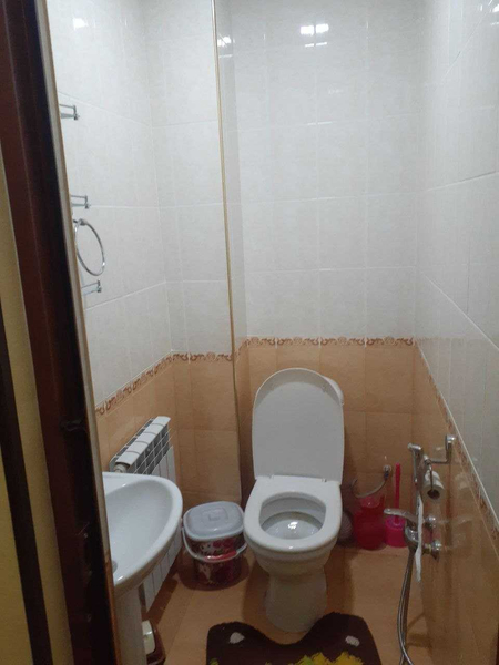 1 etaj,3 xona+podval va barcha jixozlari bilan Novostroykadan uy sot-i