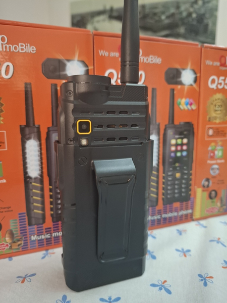 Mutloqo yengi Q550 telefon full