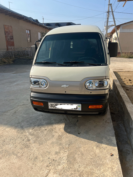 Chevrolet Damas 2