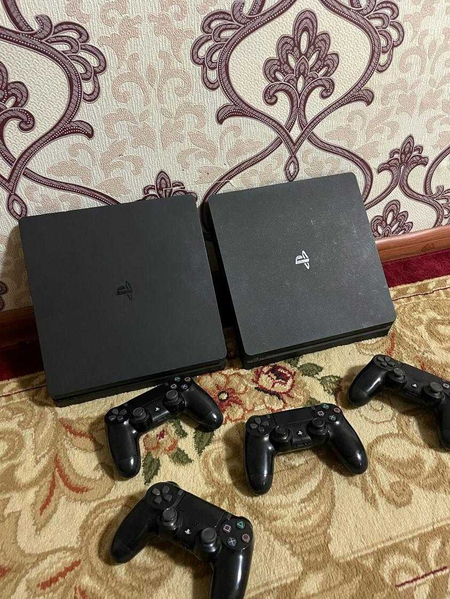 PlayStation 4 slim