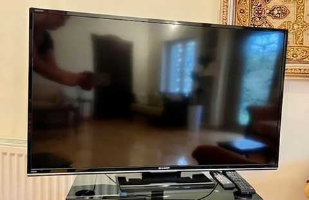Sharp LC-39LE440M Aquos
