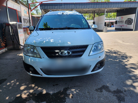 Lada largus 2018