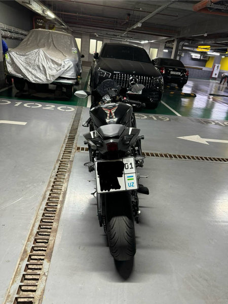 Мотоцикл Yamaha R6