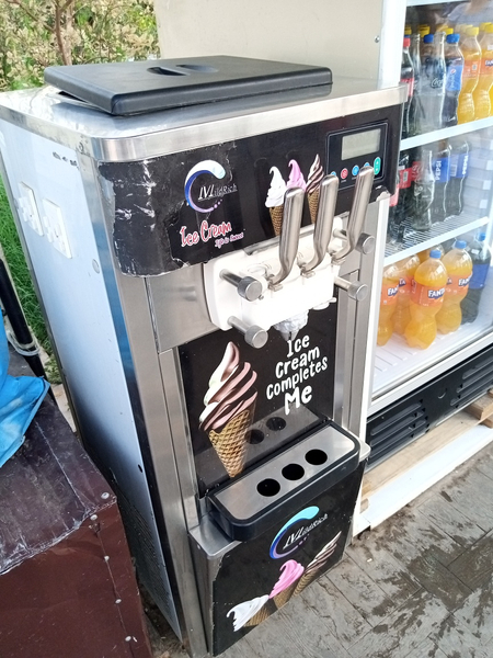 Frezer 280  zontik ustari ba 2023yili