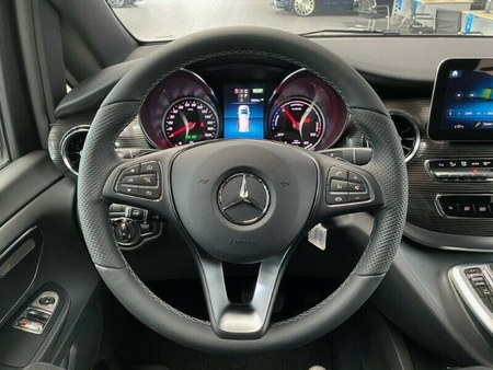 Mercedes EQV300 Avantgarde Электрокар
