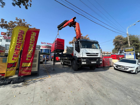 Sotiladi Kran manipulyator Iveco
