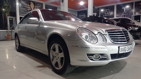 Mercedes Benz W211 E320