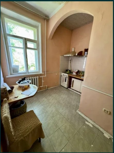 Ракят Высокопотолочка не торец .Т. Аския рынок