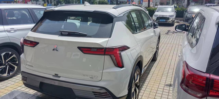 В наличии Продаётся MITSUBISHI airtrek