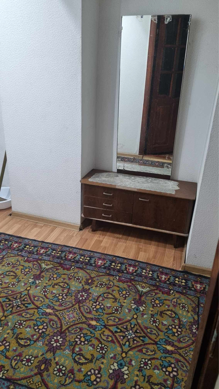 Сдается 1 ком квартира Ц-5 без детей и студентам не звонить!!! (11128)