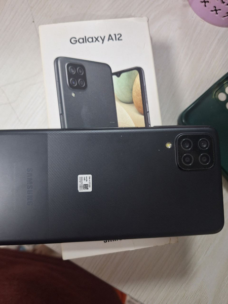 Samsung galaxy a12 tinniq