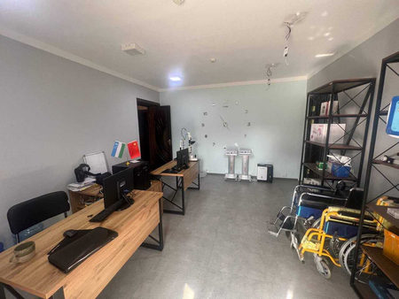 Офис пр.Беруний,Ледовый Дворец банк.дом 6-комн 314 м² ремонт