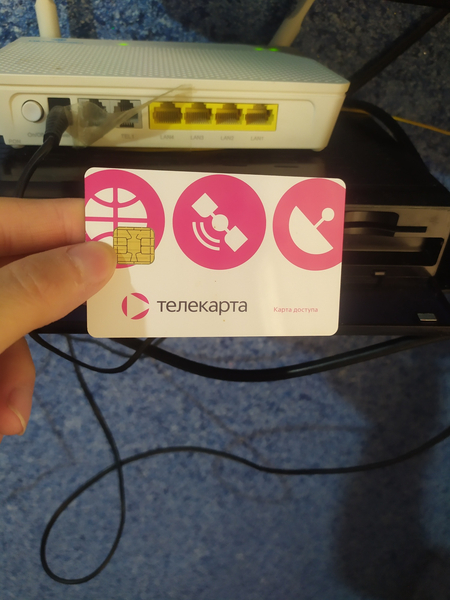 Тюнер и карта, пользовались мало почти новый.