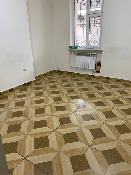 Сдам в аренду под офис. Шотта Русставелли ор-р Кафе Ялпиз 113м2  3 ком