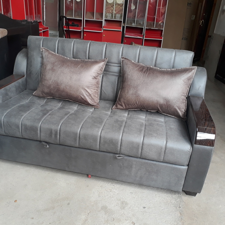 Razdvijnoy divan
