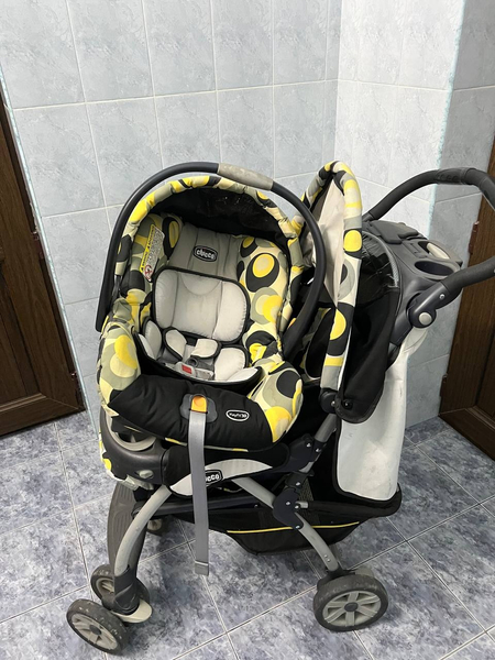 ПРОДАЕТСЯ детская коляска и автокресло комплект