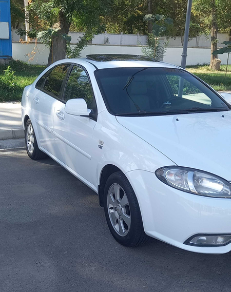 Продаётся Gentra автомат 2017 года выпуска