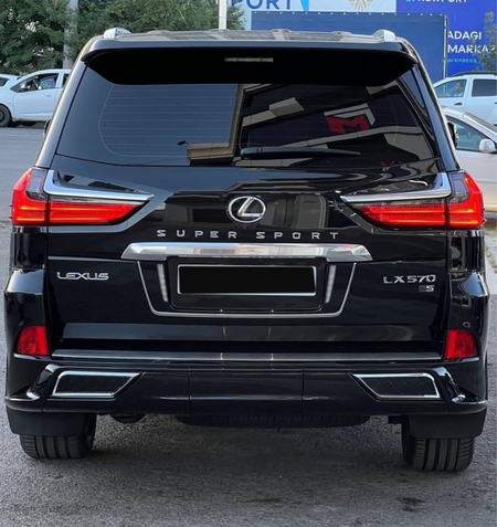 Lexus 570 sport+ Узимга тегишли узимни номимда. Тез сотаман.