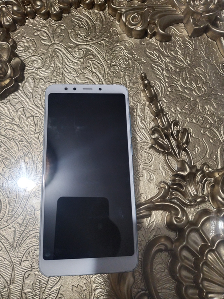 Redmi 5. Holati zór