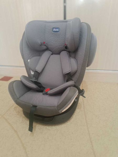 Chicco. Автокресло детское
