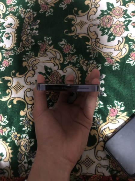 Iphone 14 pro max ideal holatda
