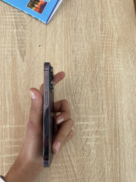 IPhone 14 pro purpur