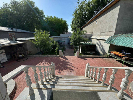 Продается Евродом на Чайхана Салом  366м2