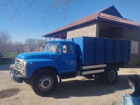 Zil 130 xolati zoʻr
