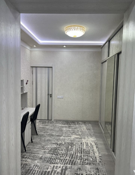 На Ц квартале Чиланзарского района продается квартира. 3/3/4