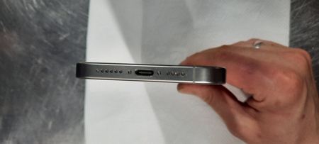 15 Pro Max Apple