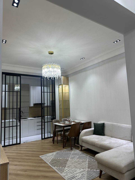СРОЧНО сдается 3х комнатная квартира в жк Кazahstan, 90м2