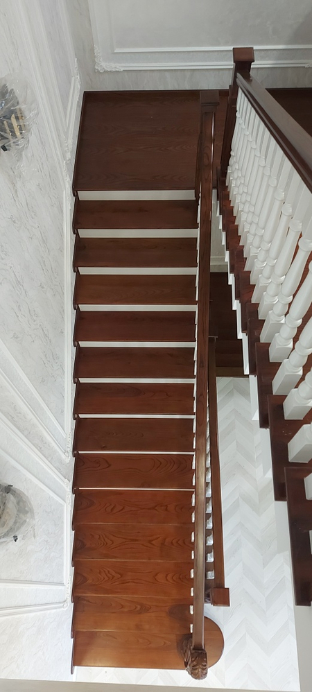 Yog'ochdan zinalar