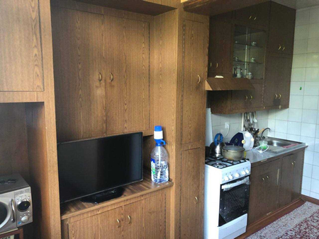 Продаеться квартира Медгородок 4/2/4 квадратура 85 м2 ор-р базарчик