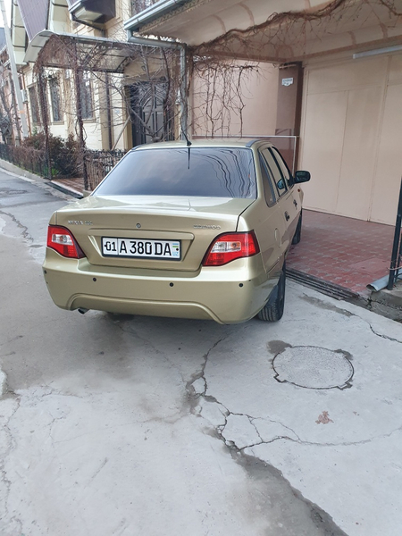 Продается Нексия 2