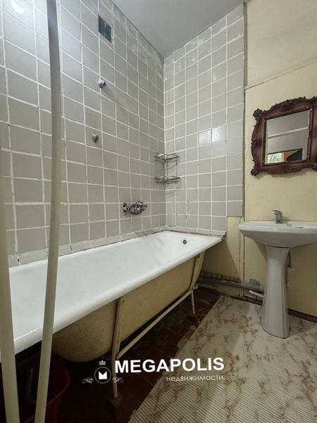 1/2/4 Продам квартира 19-квартал Чиланзар