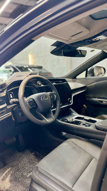 Lexus RZ 450e в наличии