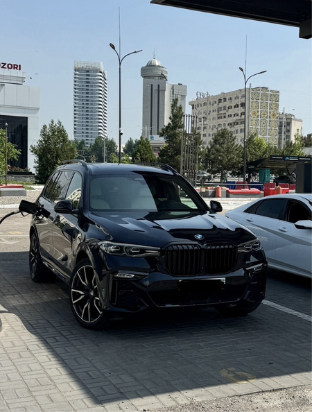 Bmw X7 XDrive 40i M full paket 31.300 prabeg