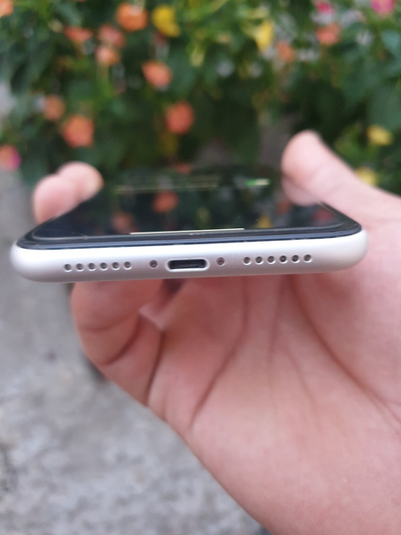 Iphone 11 128 gb ,