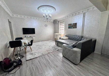V5049 квартира 1/1/4 Ул. Бабур Ор.р: Корзинка, Аэропорт Яккасарай