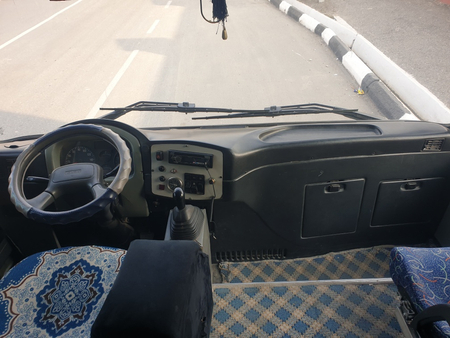 Isuzu np 21 avtobus