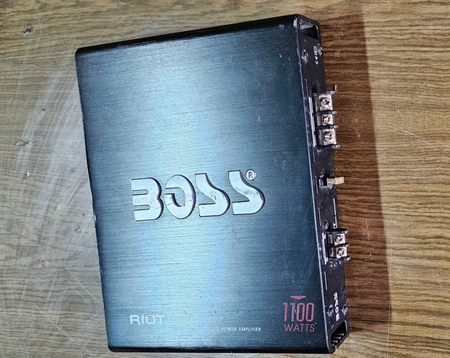 Усилитель Буфер Boss audio