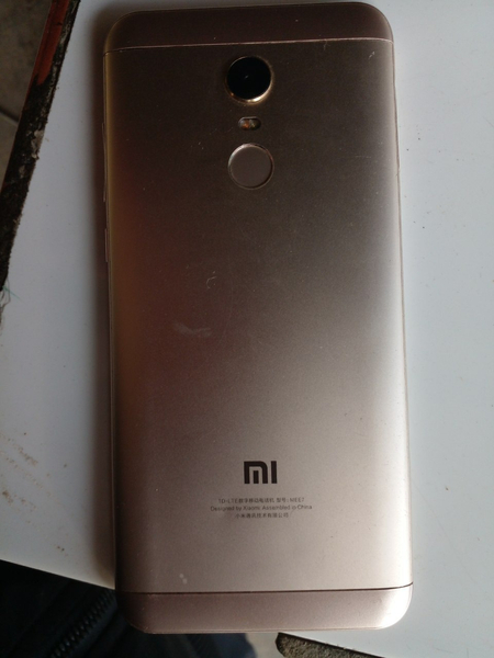 Redmi 5 plus 4/64