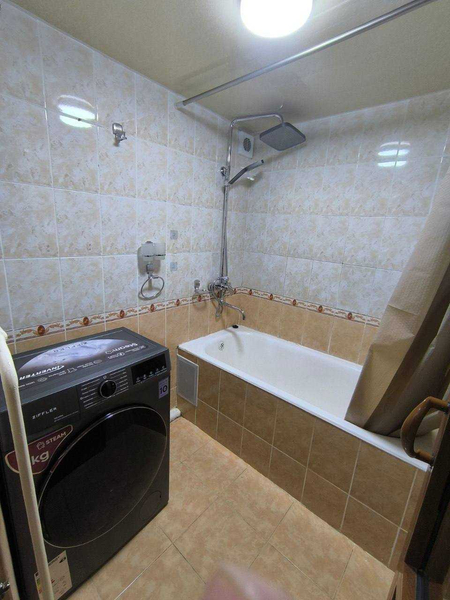 Продается 3в4 комнатная кв 65м2 цена 73500$.ZA010
