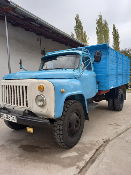 Gaz 53  1990 yil metan gaz SROCHNA