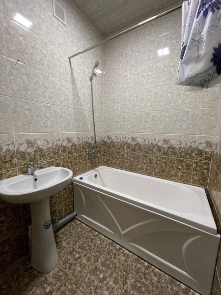 Чиланзар 2 квартал 2/3/4 Раздельный комната Срочно 67000$