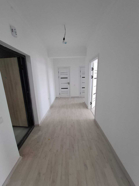 SROCHNA sotiladi 2 xonali uy