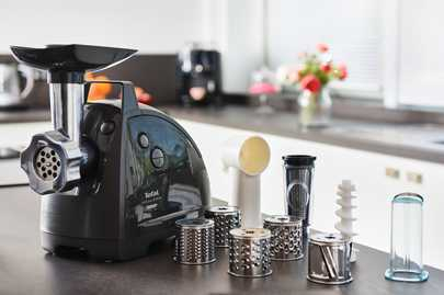 Mясорубка TEFAL HV8 PLUS 11IN1 NE685838