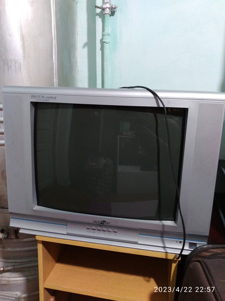 Теливизор продам состояние отличное