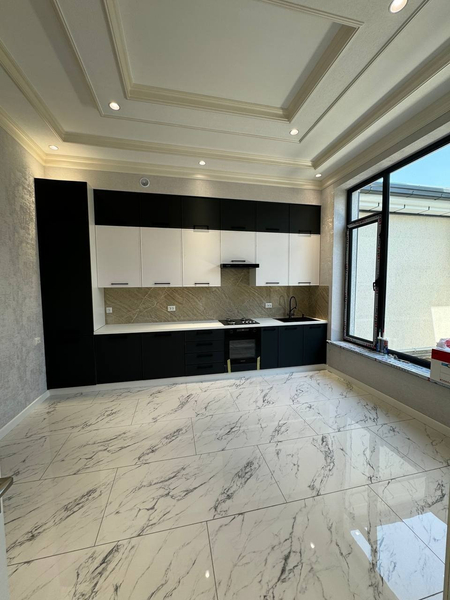 Продается 3х этажный дом 6 комнат, ор:махаля Соломатина, 150м2